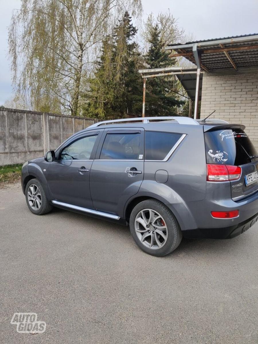 Citroen C-Crosser 2007 in Vilnius, with an engine capacity of 2.20 L and mileage of 240 thousand km for 3700 €, photo 3 on AUTOMOTO.COM.LV