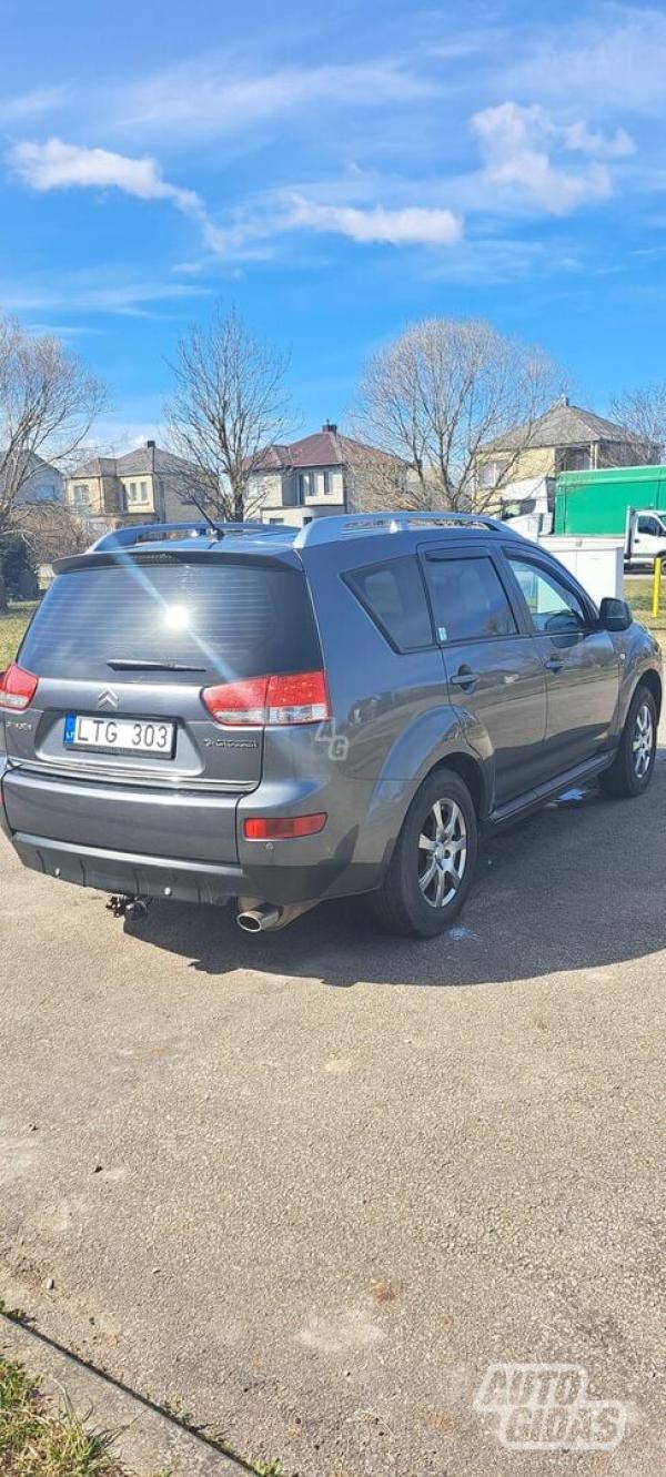 Citroen C-Crosser 2008 in Vilnius, with an engine capacity of 2.40 L and mileage of 218 thousand km for 3700 €, photo 4 on AUTOMOTO.COM.LV