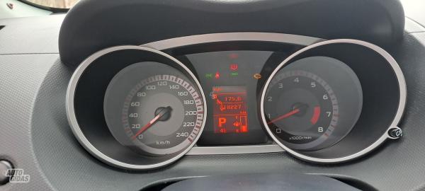 Citroen C-Crosser 2008 in Vilnius, with an engine capacity of 2.40 L and mileage of 218 thousand km for 3700 €, photo 10 on AUTOMOTO.COM.LV
