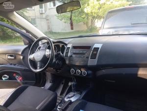 Citroen C-Crosser 2008 in Vilnius, with an engine capacity of 2.40 L and mileage of 340 thousand km for 1200 €, photo 14 on AUTOMOTO.COM.LV