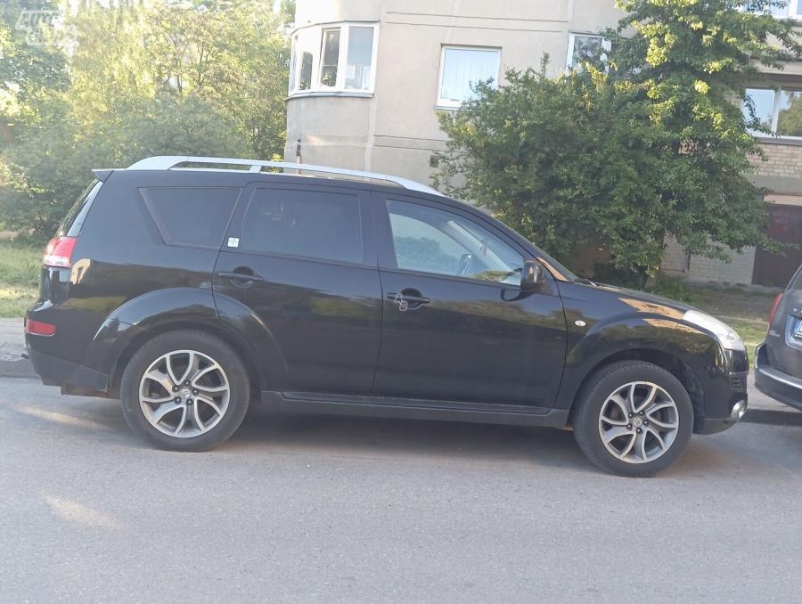 Citroen C-Crosser 2008 Viļņa, ar dzinēja tilpumu 2.40 L un nobraukumu 340 tūkst. km par 1200 €, foto 6 vietnē AUTOMOTO.COM.LV