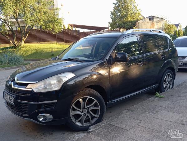 Citroen C-Crosser 2008 Viļņa, ar dzinēja tilpumu 2.40 L un nobraukumu 340 tūkst. km par 1200 €, foto 3 vietnē AUTOMOTO.COM.LV