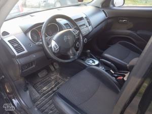 Citroen C-Crosser 2008 Viļņa, ar dzinēja tilpumu 2.40 L un nobraukumu 340 tūkst. km par 1200 €, foto 11 vietnē AUTOMOTO.COM.LV