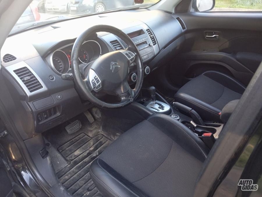Citroen C-Crosser 2008 Viļņa, ar dzinēja tilpumu 2.40 L un nobraukumu 360 tūkst. km par 1100 €, foto 11 vietnē AUTOMOTO.COM.LV