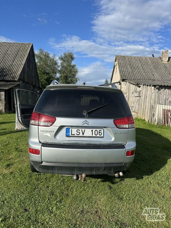 Citroen C-Crosser 2008 in Radviliskis, with an engine capacity of 2.00 L and mileage of 408 thousand km for 3000 €, photo 4 on AUTOMOTO.COM.LV
