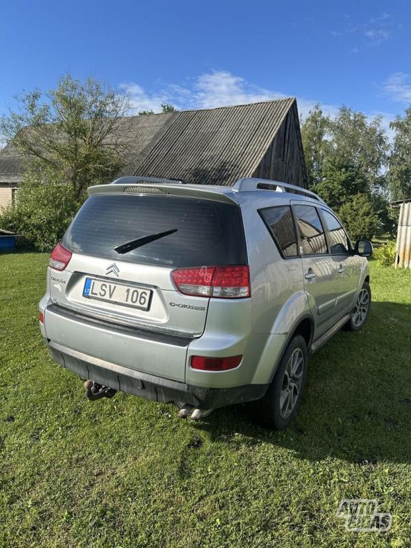Citroen C-Crosser 2008 in Radviliskis, with an engine capacity of 2.00 L and mileage of 408 thousand km for 3000 €, photo 7 on AUTOMOTO.COM.LV