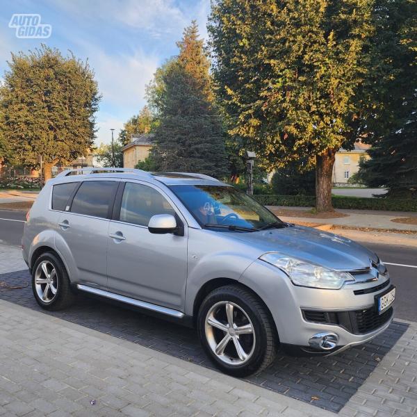 Citroen C-Crosser 2008 in Vilnius, with an engine capacity of 2.20 L and mileage of 246 thousand km for 3300 €, photo 3 on AUTOMOTO.COM.LV
