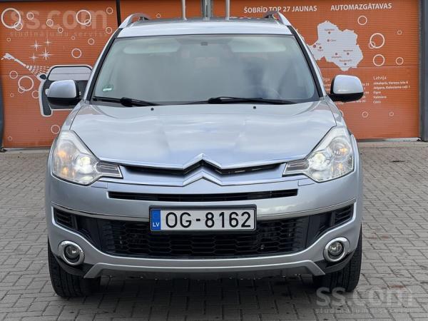 Citroen C-Crosser 2009 in Jekabpils, with an engine capacity of 2.20 L and mileage of 350 thousand km for 4500 €, photo 4 on AUTOMOTO.COM.LV