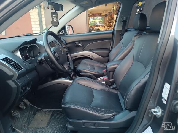 Citroen C-Crosser 2009 in Siauliai, with an engine capacity of 2.20 L and mileage of 280 thousand km for 3750 €, photo 9 on AUTOMOTO.COM.LV