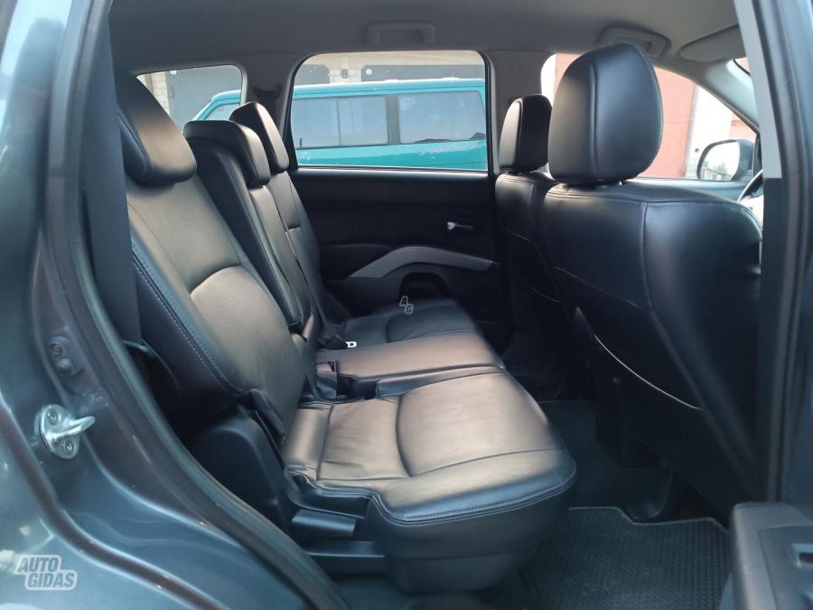 Citroen C-Crosser 2009 Šauļi, ar dzinēja tilpumu 2.20 L un nobraukumu 280 tūkst. km par 3750 €, foto 11 vietnē AUTOMOTO.COM.LV