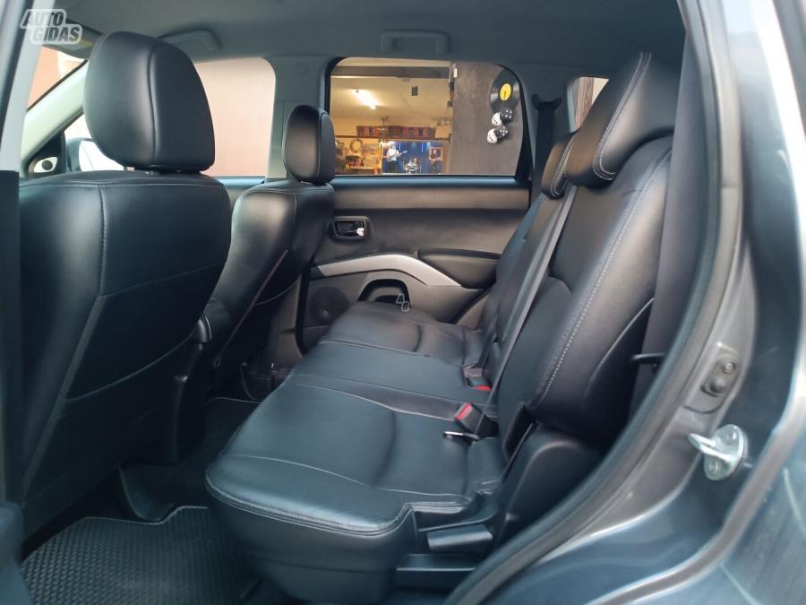 Citroen C-Crosser 2009 Šauļi, ar dzinēja tilpumu 2.20 L un nobraukumu 280 tūkst. km par 3750 €, foto 12 vietnē AUTOMOTO.COM.LV