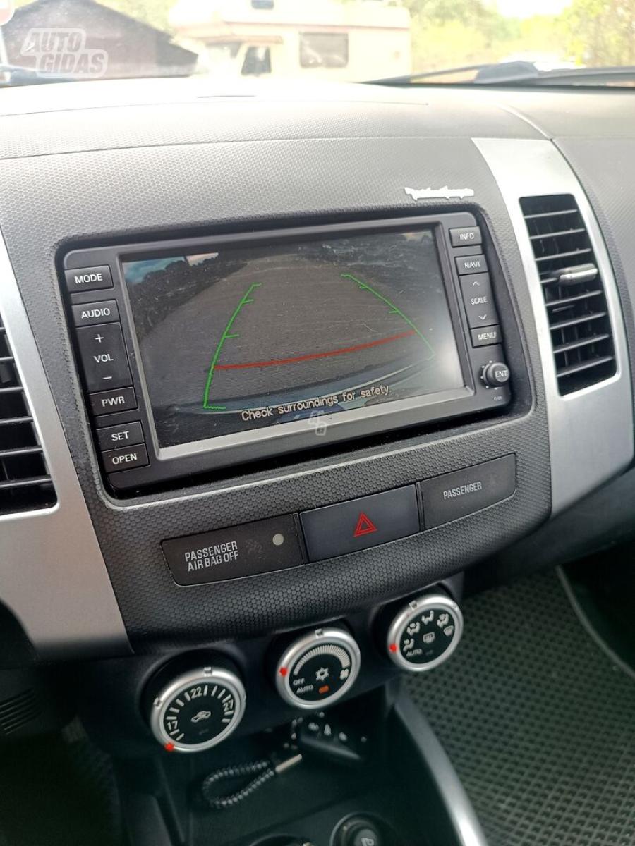 Citroen C-Crosser 2009 Šauļi, ar dzinēja tilpumu 2.20 L un nobraukumu 280 tūkst. km par 3750 €, foto 17 vietnē AUTOMOTO.COM.LV