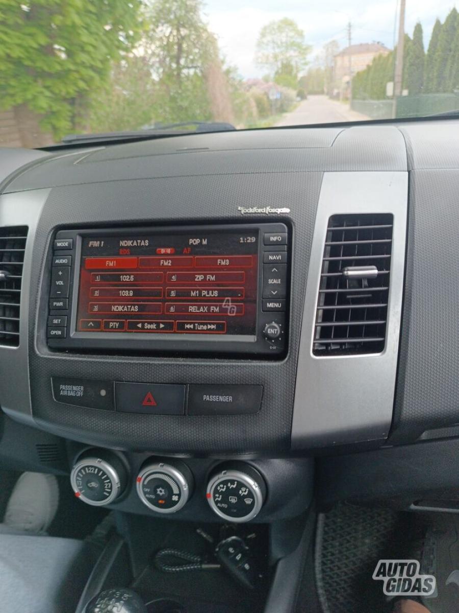 Citroen C-Crosser 2009 Šauļi, ar dzinēja tilpumu 2.20 L un nobraukumu 280 tūkst. km par 3750 €, foto 18 vietnē AUTOMOTO.COM.LV
