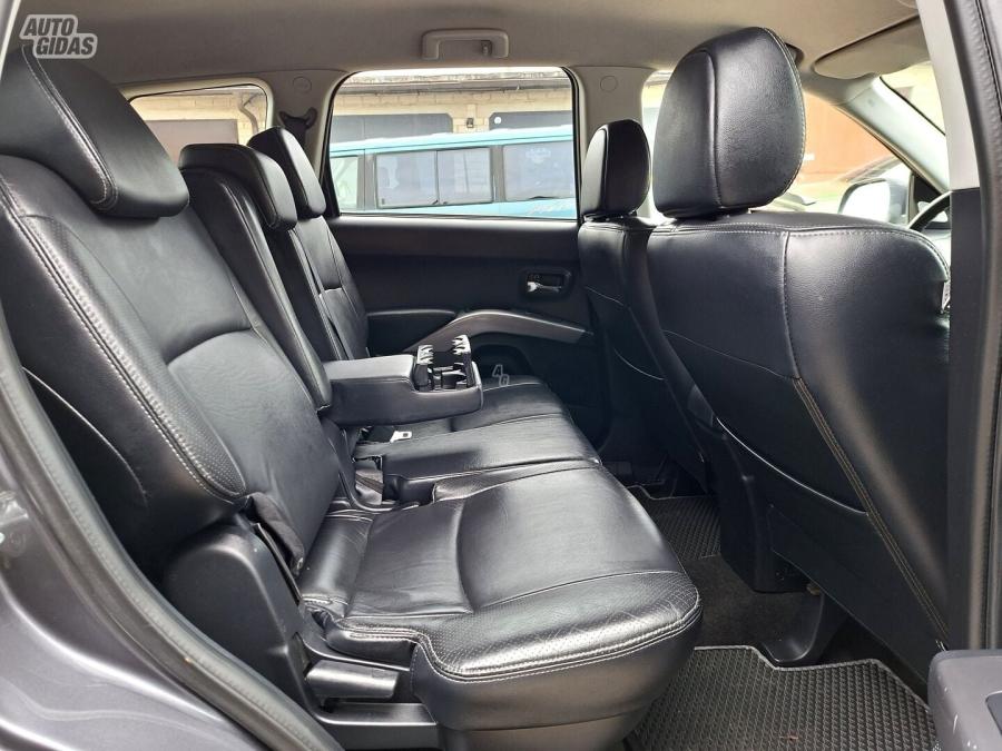 Citroen C-Crosser 2009 Šauļi, ar dzinēja tilpumu 2.20 L un nobraukumu 285 tūkst. km par 3700 €, foto 12 vietnē AUTOMOTO.COM.LV