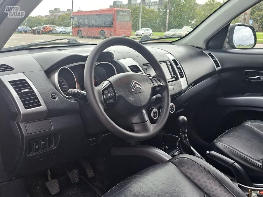 Citroen C-Crosser 2009 Šauļi, ar dzinēja tilpumu 2.20 L un nobraukumu 290 tūkst. km par 3590 €, foto 10 vietnē AUTOMOTO.COM.LV