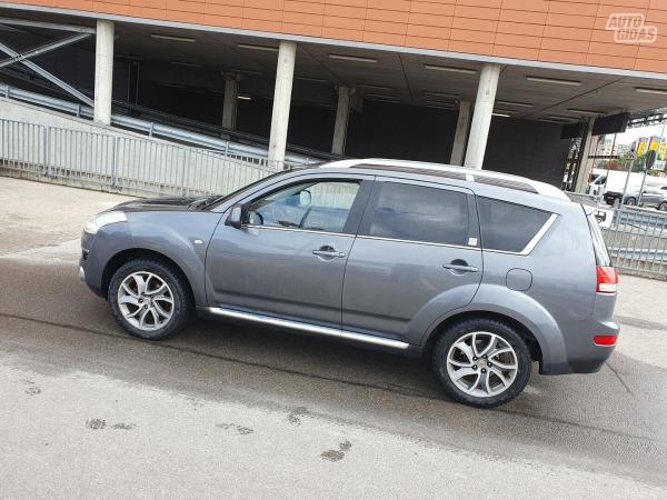 Citroen C-Crosser 2009 in Siauliai, with an engine capacity of 2.20 L and mileage of 198 thousand km for 3700 €, photo 9 on AUTOMOTO.COM.LV