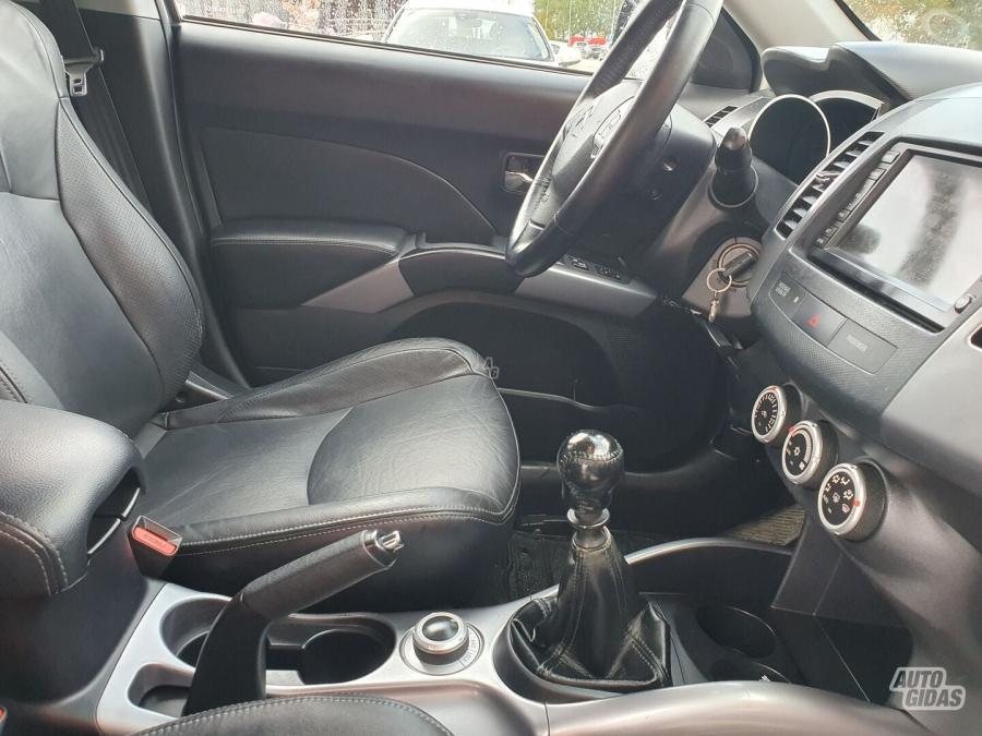 Citroen C-Crosser 2009 Šauļi, ar dzinēja tilpumu 2.20 L un nobraukumu 198 tūkst. km par 3700 €, foto 14 vietnē AUTOMOTO.COM.LV
