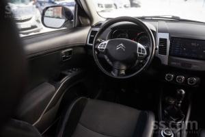Citroen C-Crosser 2010 in Liepaja, with an engine capacity of 2.20 L and mileage of 252 thousand km for 4200 €, photo 11 on AUTOMOTO.COM.LV