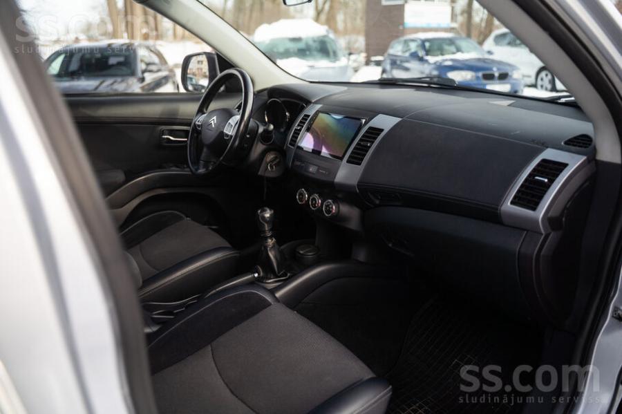 Citroen C-Crosser 2010 in Liepaja, with an engine capacity of 2.20 L and mileage of 252 thousand km for 4200 €, photo 13 on AUTOMOTO.COM.LV