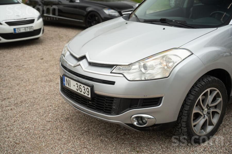 Citroen C-Crosser 2010 in Liepaja, with an engine capacity of 2.20 L and mileage of 252 thousand km for 4200 €, photo 26 on AUTOMOTO.COM.LV