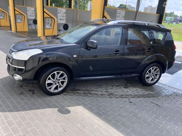 Citroen C-Crosser 2010 in Siauliai, with an engine capacity of 2.20 L and mileage of 236 thousand km for 4499 €, photo 6 on AUTOMOTO.COM.LV