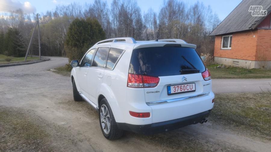 Citroen C-Crosser 2011 in Utena, with an engine capacity of 2.20 L and mileage of 262 thousand km for 4900 €, photo 5 on AUTOMOTO.COM.LV