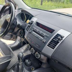 Citroen C-Crosser 2011 Utena, ar dzinēja tilpumu 2.18 L un nobraukumu 301 tūkst. km par 4800 €, foto 8 vietnē AUTOMOTO.COM.LV