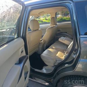 Zaļš Citroen C-Crosser 2009 Dobele, ar dzinēja tilpumu 2.20 L un nobraukumu 243 tūkst. km par 3200 €, foto 5 vietnē AUTOMOTO.COM.LV
