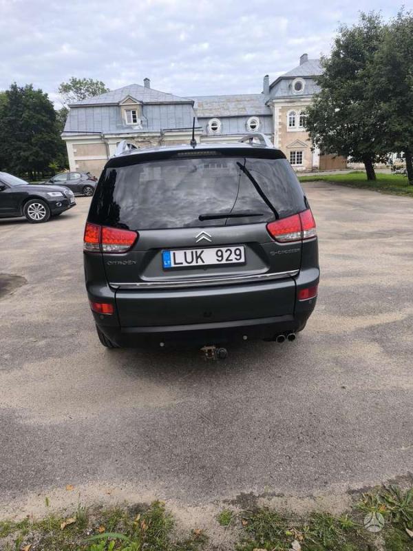 Zaļš Citroen C-Crosser 2011 Viļņa, ar dzinēja tilpumu 2.18 L un nobraukumu 285 tūkst. km par 5000 €, foto 9 vietnē AUTOMOTO.COM.LV