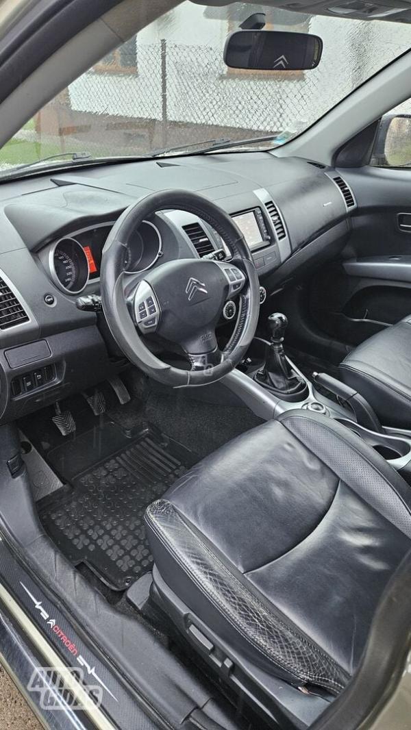 Grey Citroen C-Crosser 2007 in Ukmerge, with an engine capacity of 2.20 L and mileage of 189 thousand km for 3999 €, photo 5 on AUTOMOTO.COM.LV