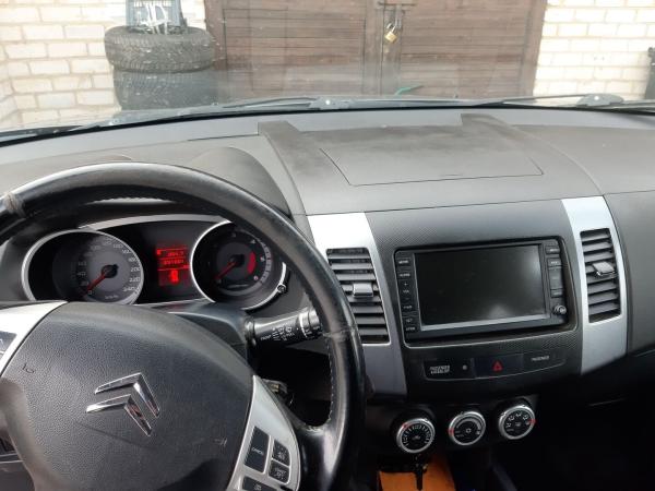 Pelēks Citroen C-Crosser 2007 Kaišiadorys, ar dzinēja tilpumu 2.20 L un nobraukumu 335 tūkst. km par 2700 €, foto 10 vietnē AUTOMOTO.COM.LV