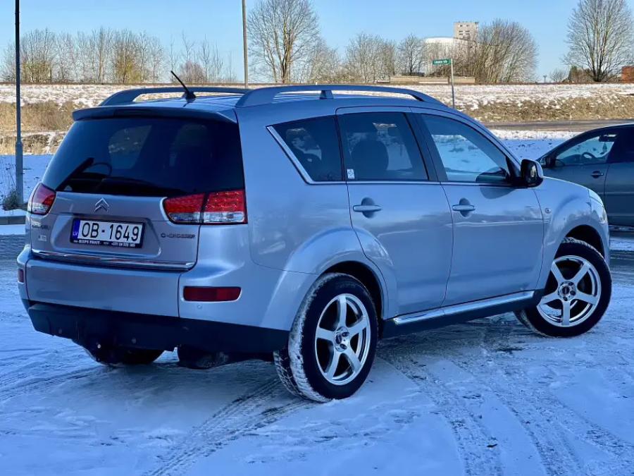 Pelēks Citroen C-Crosser 2007 Jēkabpils, ar dzinēja tilpumu 2.20 L un nobraukumu 224 tūkst. km par 6100 €, foto 3 vietnē AUTOMOTO.COM.LV