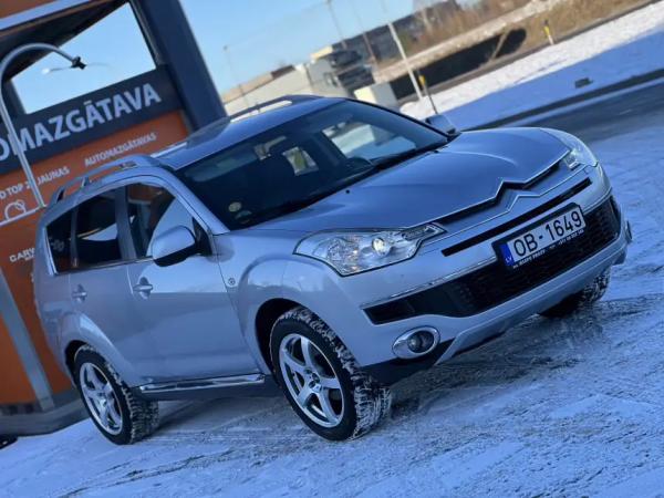 Grey Citroen C-Crosser 2007 in Jekabpils, with an engine capacity of 2.20 L and mileage of 224 thousand km for 6100 €, photo 5 on AUTOMOTO.COM.LV