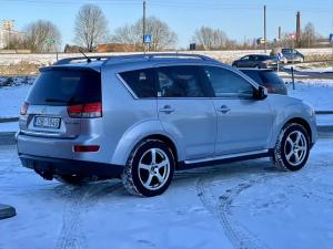 Pelēks Citroen C-Crosser 2007 Jēkabpils, ar dzinēja tilpumu 2.20 L un nobraukumu 224 tūkst. km par 6100 €, foto 7 vietnē AUTOMOTO.COM.LV