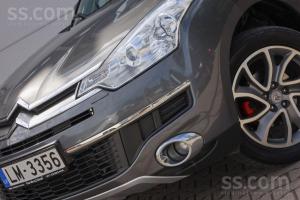 Pelēks Citroen C-Crosser 2007 Rīga, ar dzinēja tilpumu 2.20 L un nobraukumu 0 tūkst. km par 3495 €, foto 3 vietnē AUTOMOTO.COM.LV