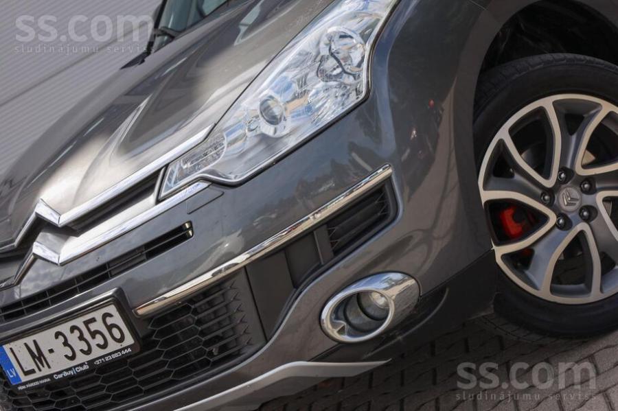 Pelēks Citroen C-Crosser 2007 Rīga, ar dzinēja tilpumu 2.20 L un nobraukumu 0 tūkst. km par 3495 €, foto 3 vietnē AUTOMOTO.COM.LV