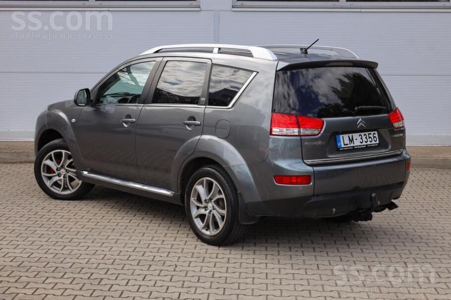 Pelēks Citroen C-Crosser 2007 Rīga, ar dzinēja tilpumu 2.20 L un nobraukumu 0 tūkst. km par 3495 €, foto 5 vietnē AUTOMOTO.COM.LV