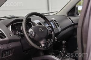 Pelēks Citroen C-Crosser 2007 Rīga, ar dzinēja tilpumu 2.20 L un nobraukumu 0 tūkst. km par 3495 €, foto 9 vietnē AUTOMOTO.COM.LV