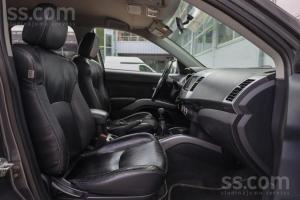 Pelēks Citroen C-Crosser 2007 Rīga, ar dzinēja tilpumu 2.20 L un nobraukumu 0 tūkst. km par 3495 €, foto 17 vietnē AUTOMOTO.COM.LV