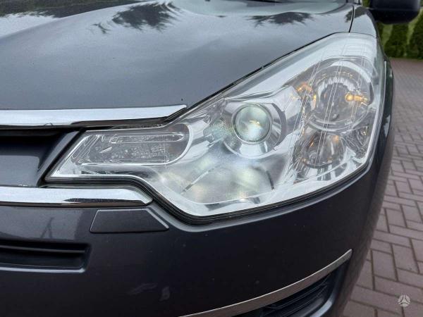Pelēks Citroen C-Crosser 2007 Utena, ar dzinēja tilpumu 2.18 L un nobraukumu 291 tūkst. km par 3350 €, foto 8 vietnē AUTOMOTO.COM.LV