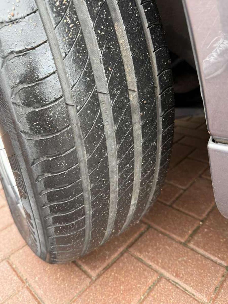 Grey Citroen C-Crosser 2007 in Utena, with an engine capacity of 2.18 L and mileage of 291 thousand km for 2999 €, photo 25 on AUTOMOTO.COM.LV