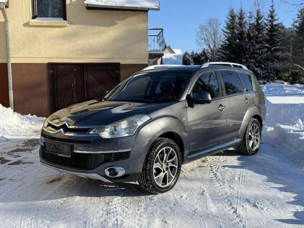Grey Citroen C-Crosser 2008 in Kedainiai, with an engine capacity of 2.18 L and mileage of 286 thousand km for 4150 €, photo 3 on AUTOMOTO.COM.LV