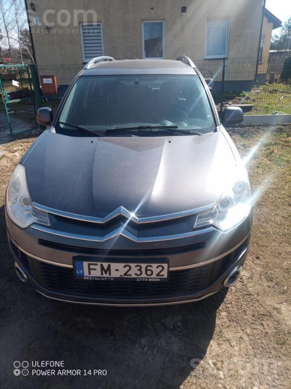 Pelēks Citroen C-Crosser 2008 Rīga, ar dzinēja tilpumu 2.20 L un nobraukumu 360 tūkst. km par 1900 €, foto 3 vietnē AUTOMOTO.COM.LV