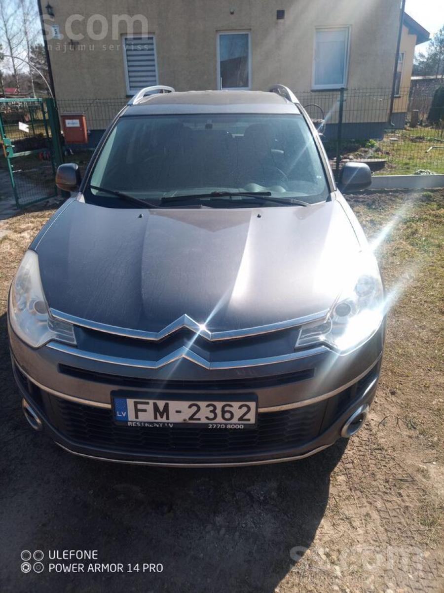 Pelēks Citroen C-Crosser 2008 Rīga, ar dzinēja tilpumu 2.20 L un nobraukumu 360 tūkst. km par 1900 €, foto 4 vietnē AUTOMOTO.COM.LV