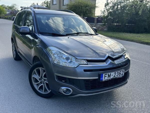 Pelēks Citroen C-Crosser 2008 Jelgava, ar dzinēja tilpumu 2.20 L un nobraukumu 356 tūkst. km par 2350 €, foto 2 vietnē AUTOMOTO.COM.LV