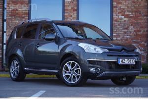 Pelēks Citroen C-Crosser 2008 Rīga, ar dzinēja tilpumu 2.20 L un nobraukumu 283 tūkst. km par 3290 €, foto 4 vietnē AUTOMOTO.COM.LV