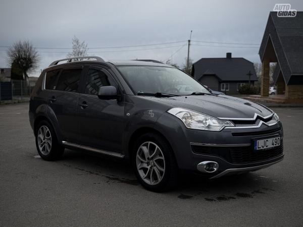 Pelēks Citroen C-Crosser 2008 Šauļi, ar dzinēja tilpumu 2.20 L un nobraukumu 244 tūkst. km par 2850 €, foto 3 vietnē AUTOMOTO.COM.LV