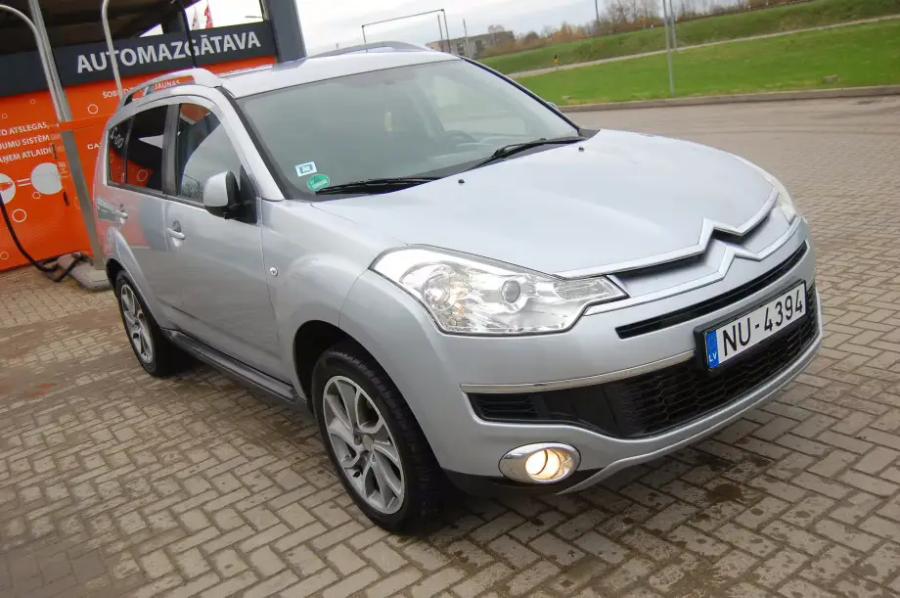 Pelēks Citroen C-Crosser 2008 Jēkabpils, ar dzinēja tilpumu 2.20 L un nobraukumu 260 tūkst. km par 5500 €, foto 6 vietnē AUTOMOTO.COM.LV