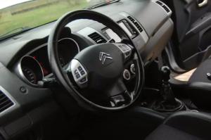 Pelēks Citroen C-Crosser 2008 Jēkabpils, ar dzinēja tilpumu 2.20 L un nobraukumu 260 tūkst. km par 5500 €, foto 15 vietnē AUTOMOTO.COM.LV