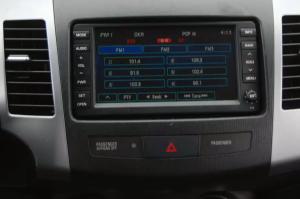 Pelēks Citroen C-Crosser 2008 Jēkabpils, ar dzinēja tilpumu 2.20 L un nobraukumu 260 tūkst. km par 5500 €, foto 16 vietnē AUTOMOTO.COM.LV